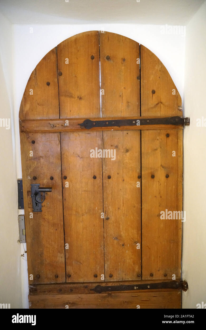 Castle gate in an old fortress Stock Photo - Alamy