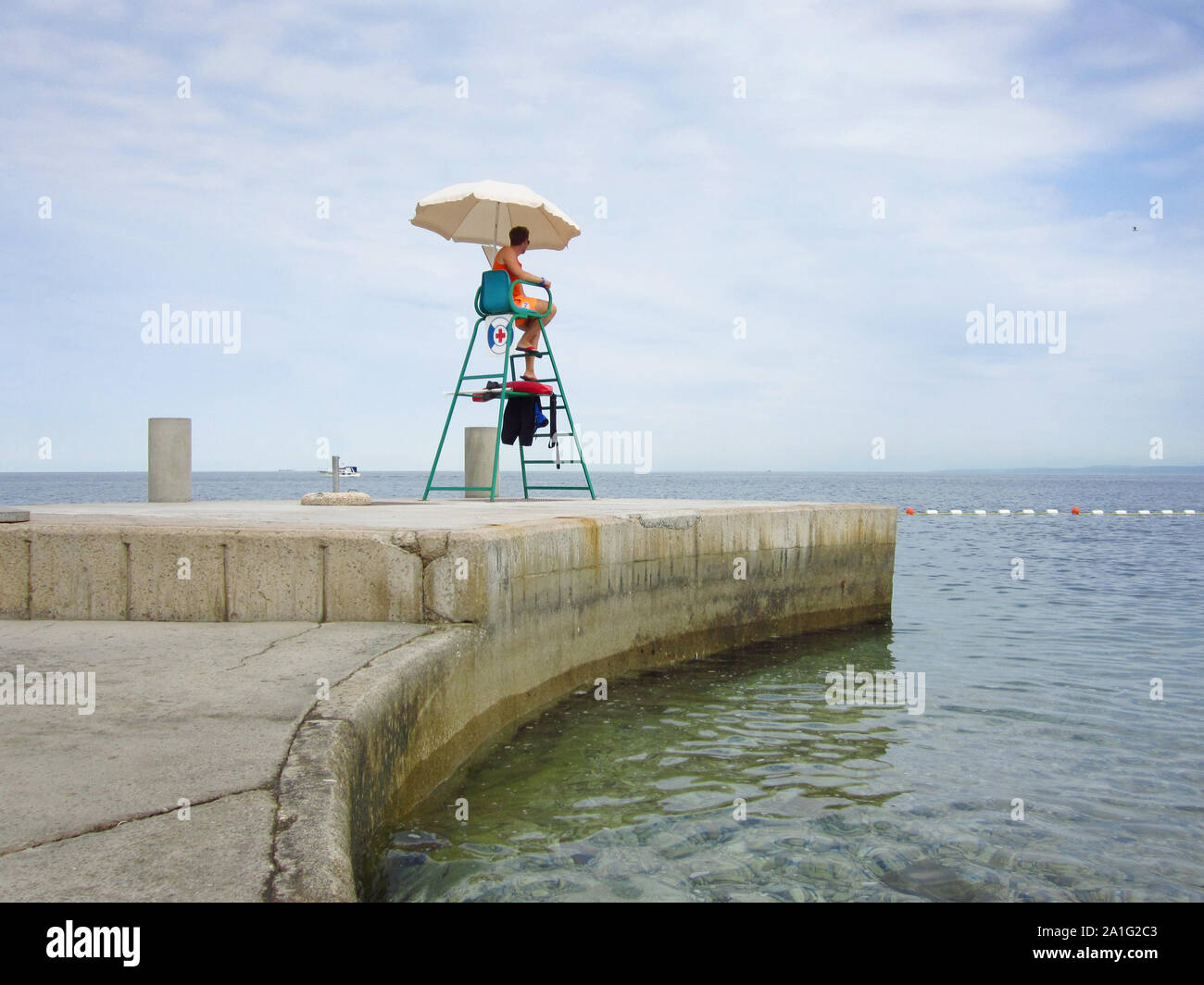 Lifeguard watching tower hi-res stock photography and images - Alamy