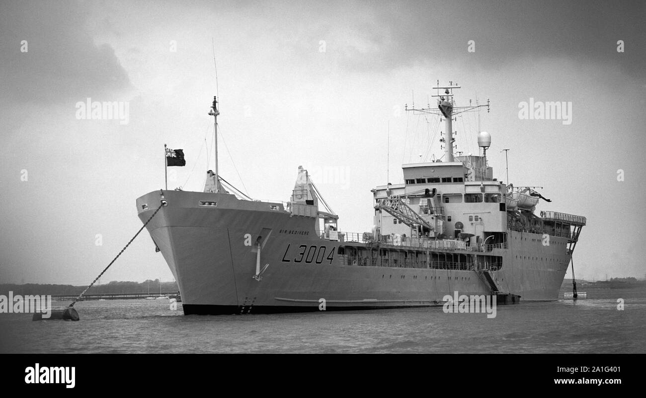 The royal fleet auxiliary landing ship Black and White Stock Photos ...