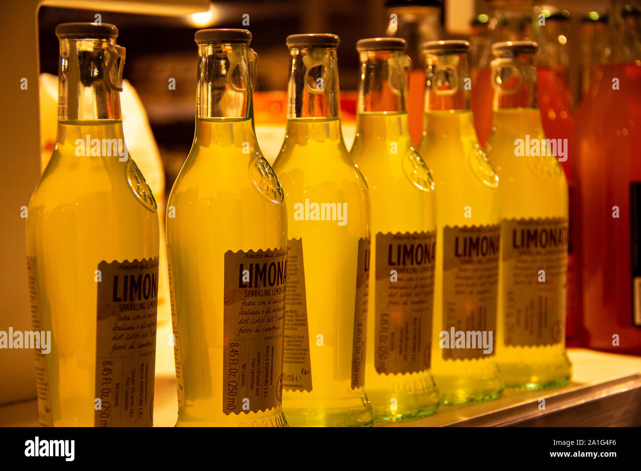 Bottled lemonade hi-res stock photography and images - Alamy