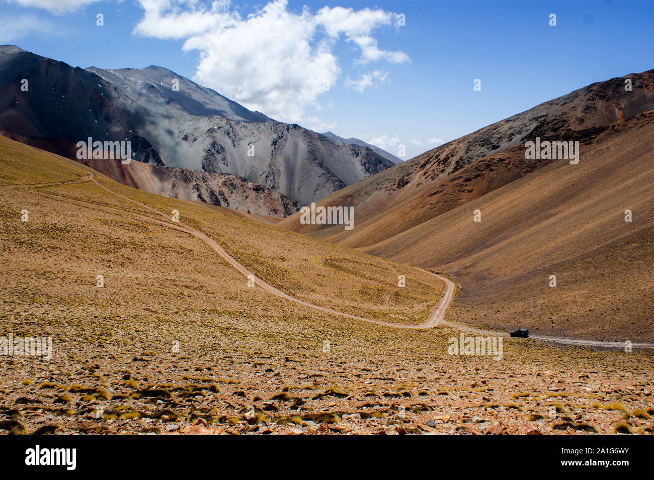 Off road landscape hi-res stock photography and images - Alamy