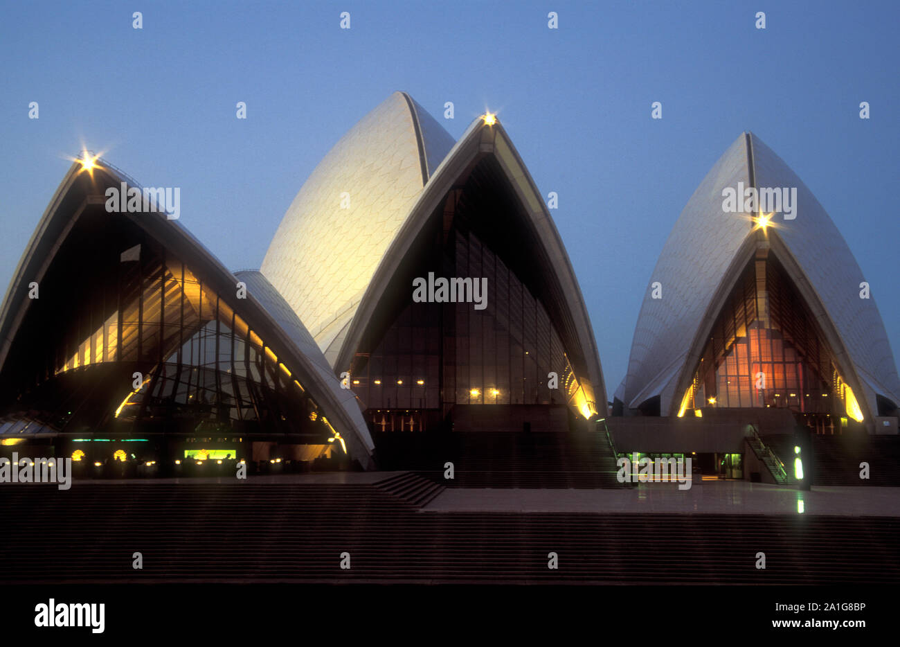 FRONT VIEW OF THE SYDNEY OPERA HOUSE, NEW SOUTH WALES, AUSTRALIA Stock ...