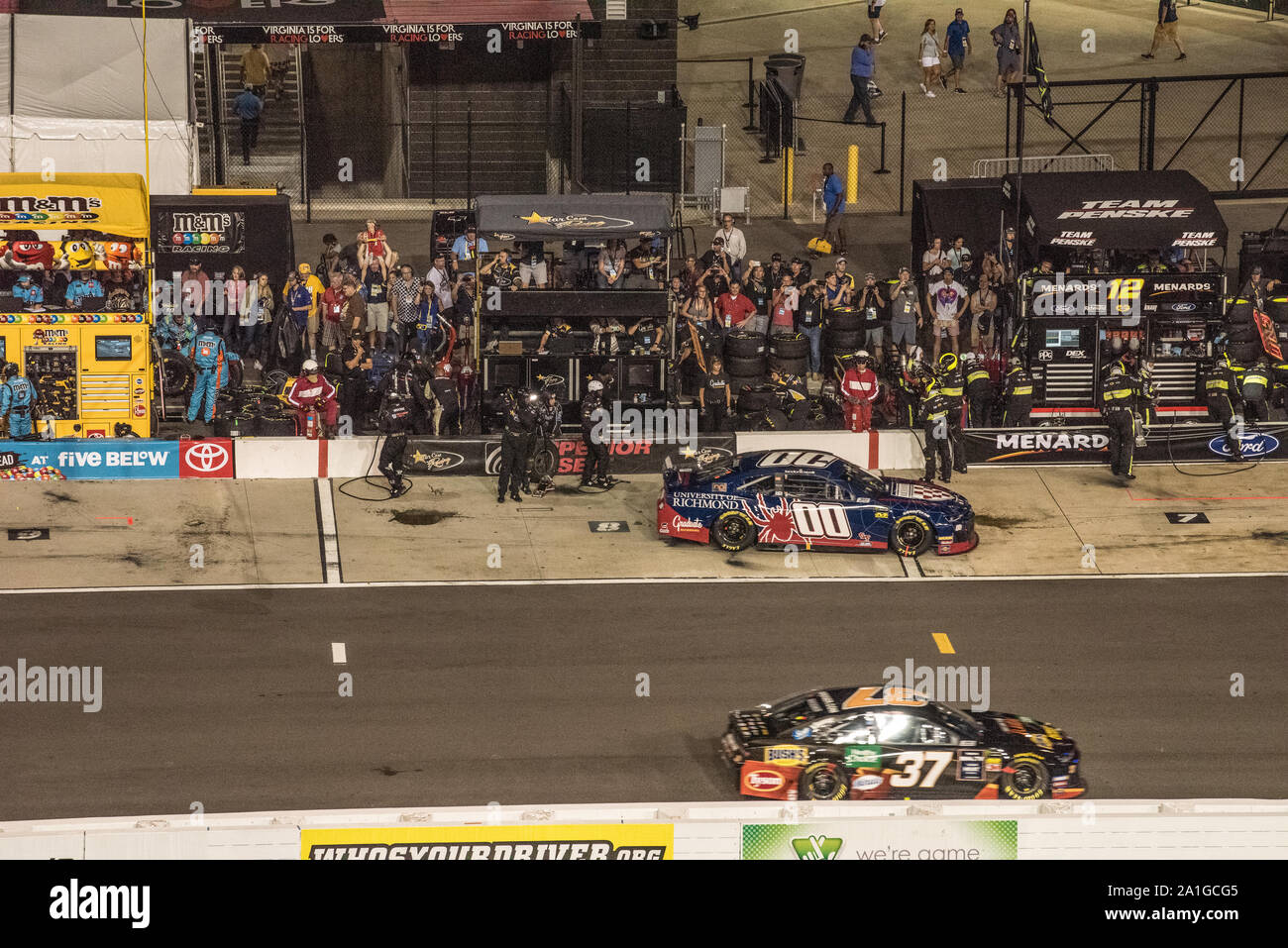 NASCAR Championship 400 at Richmond, VA. race track Stock Photo - Alamy