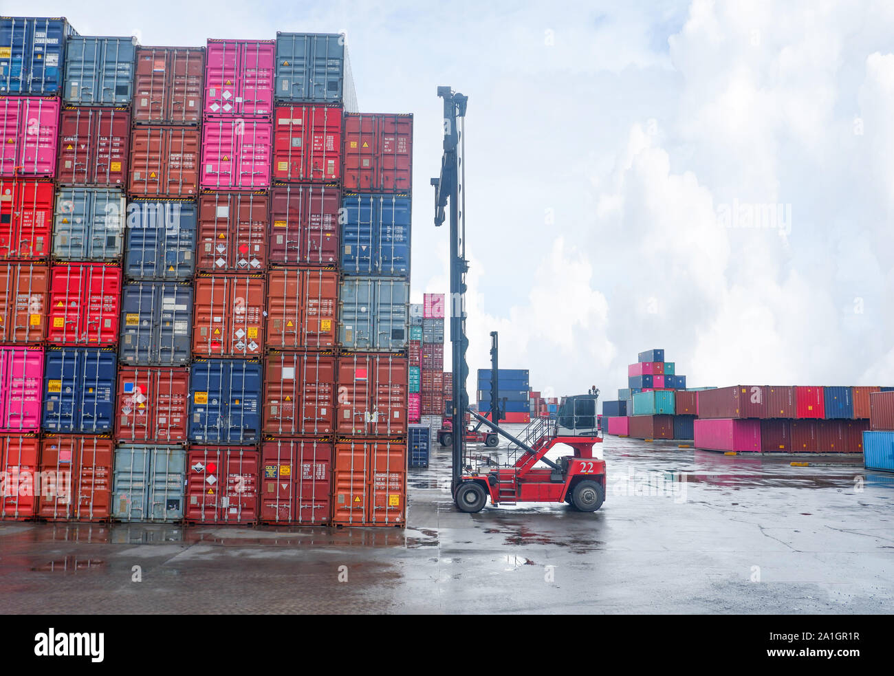 Container handlers Storage containers for import and export Stock Photo ...