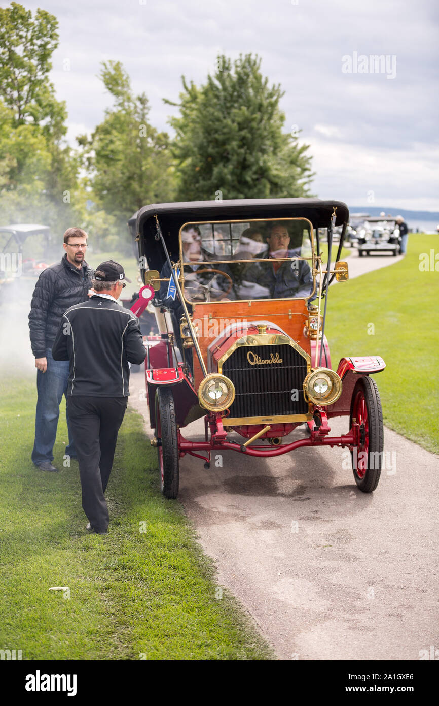 Cobble Beach Classic Car show Stock Photo - Alamy