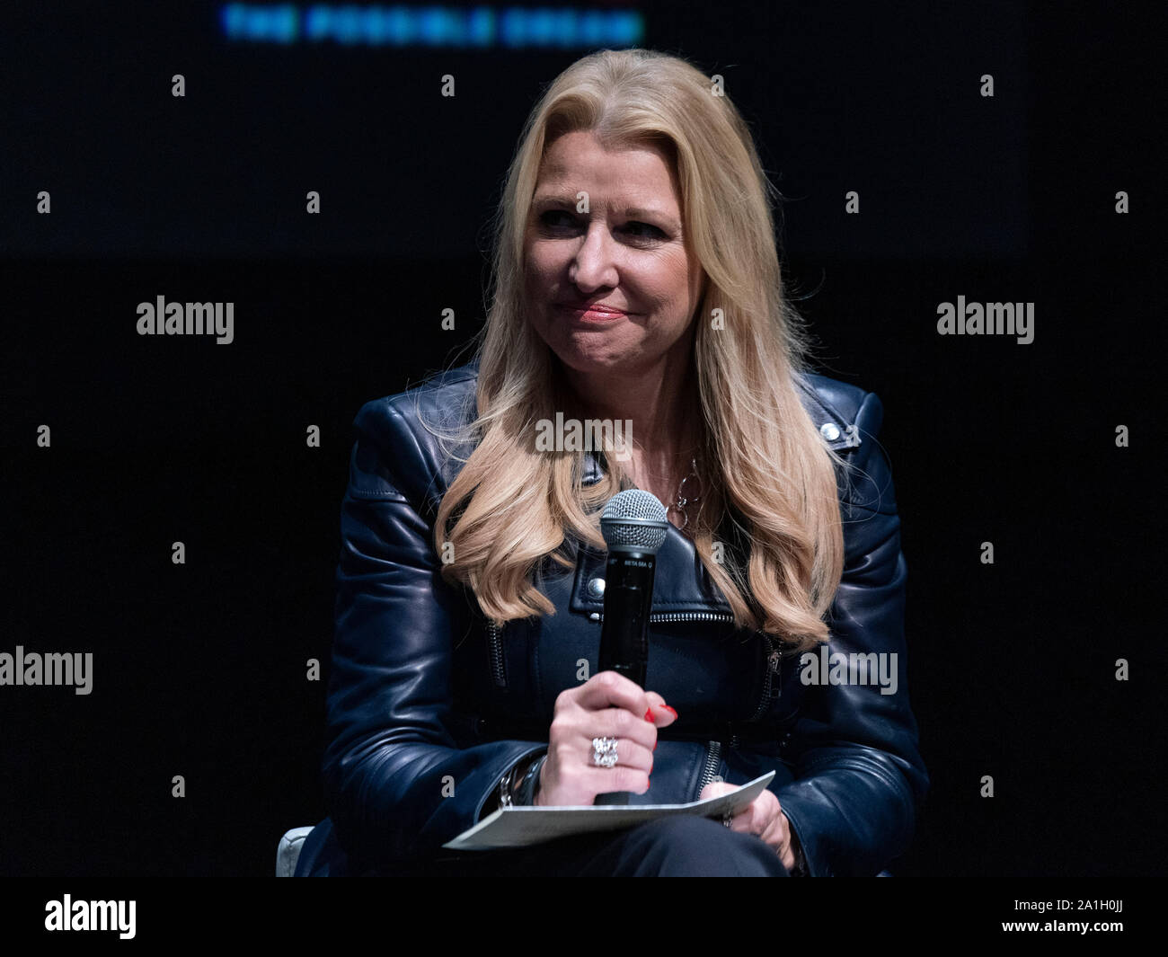 Mindy grossman hi-res stock photography and images - Alamy