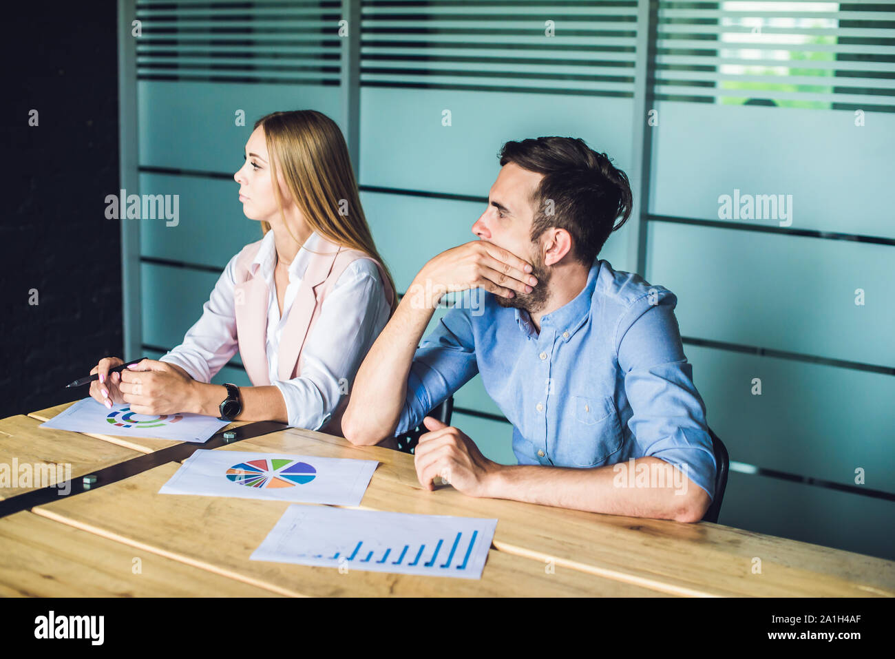 Boring Looking People