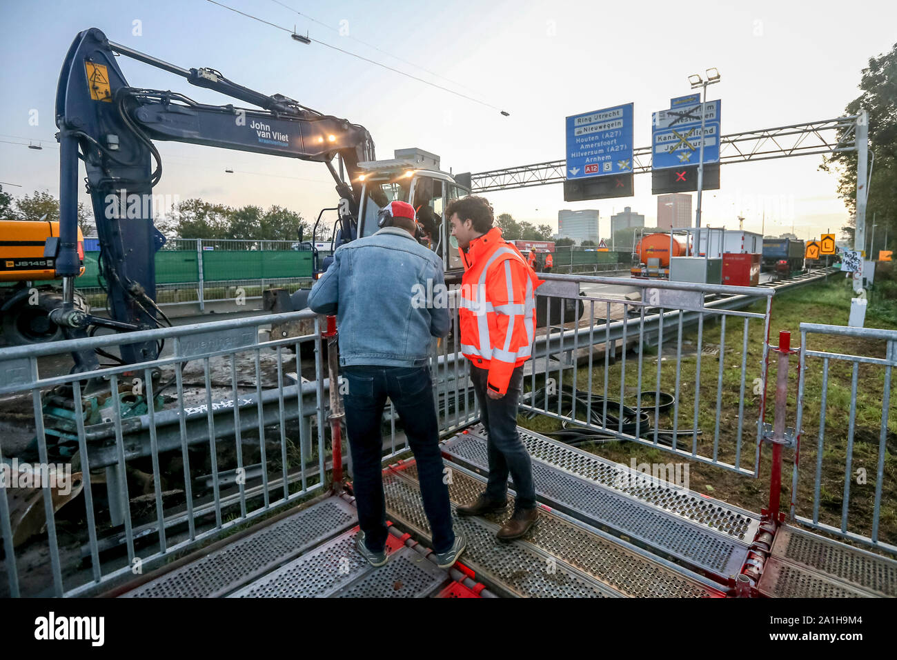 Traffic a12 2019 hi-res stock photography and images - Alamy