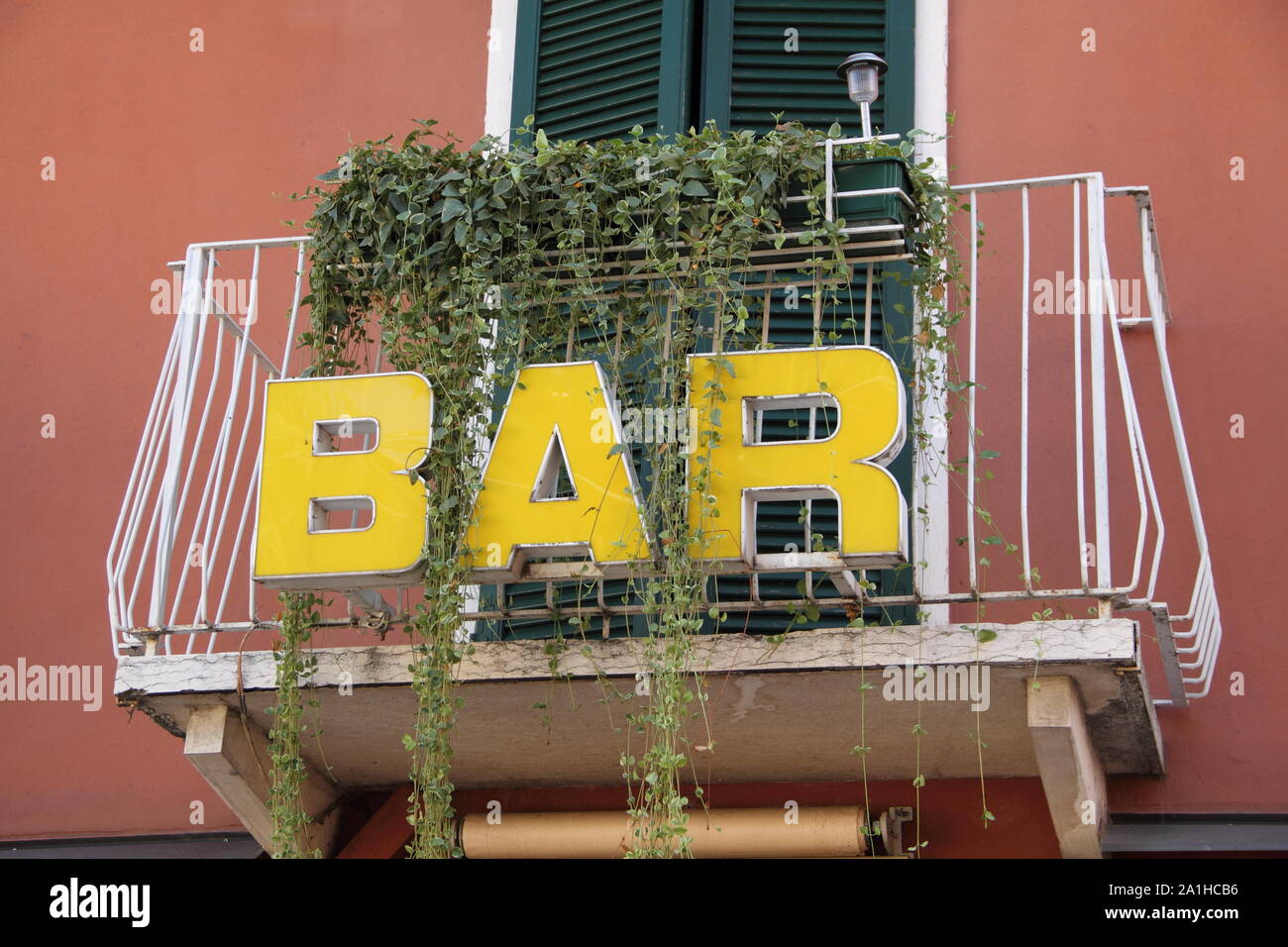 Sign cafe bar diner urban building city hi-res stock photography and ...