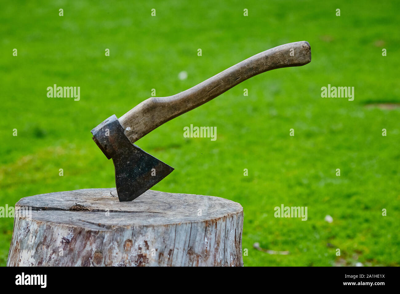 Wood chopper hi-res stock photography and images - Alamy