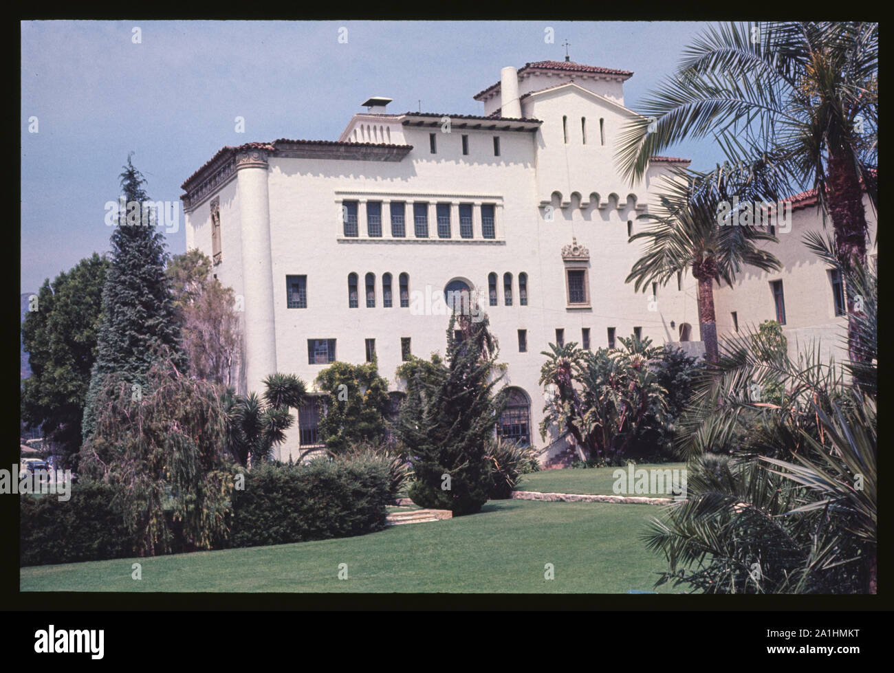 Santa barbara municipal building hi-res stock photography and images ...