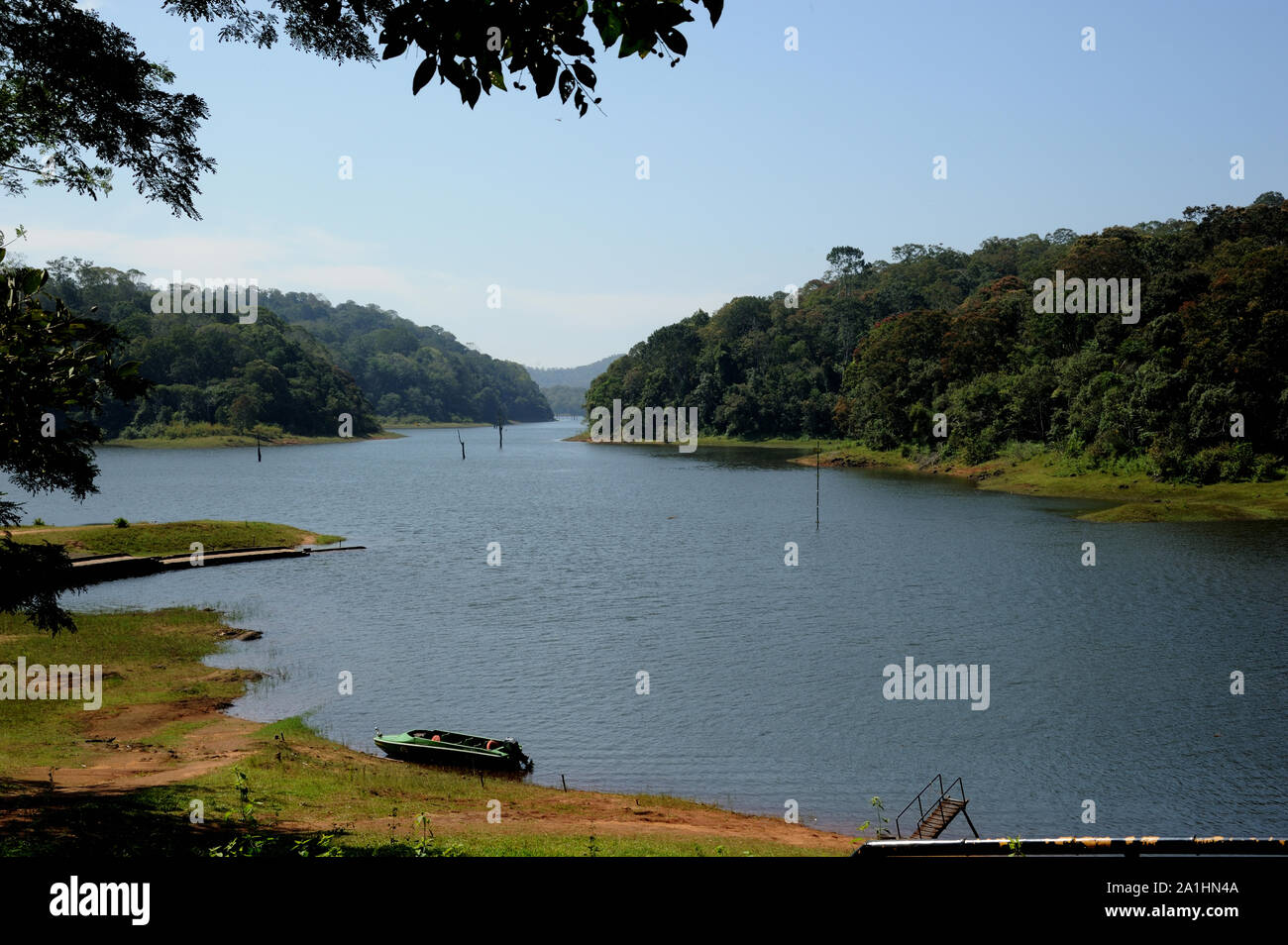 Beautiful Periyar Lake in Thekkady Periyar is the longest river with ...