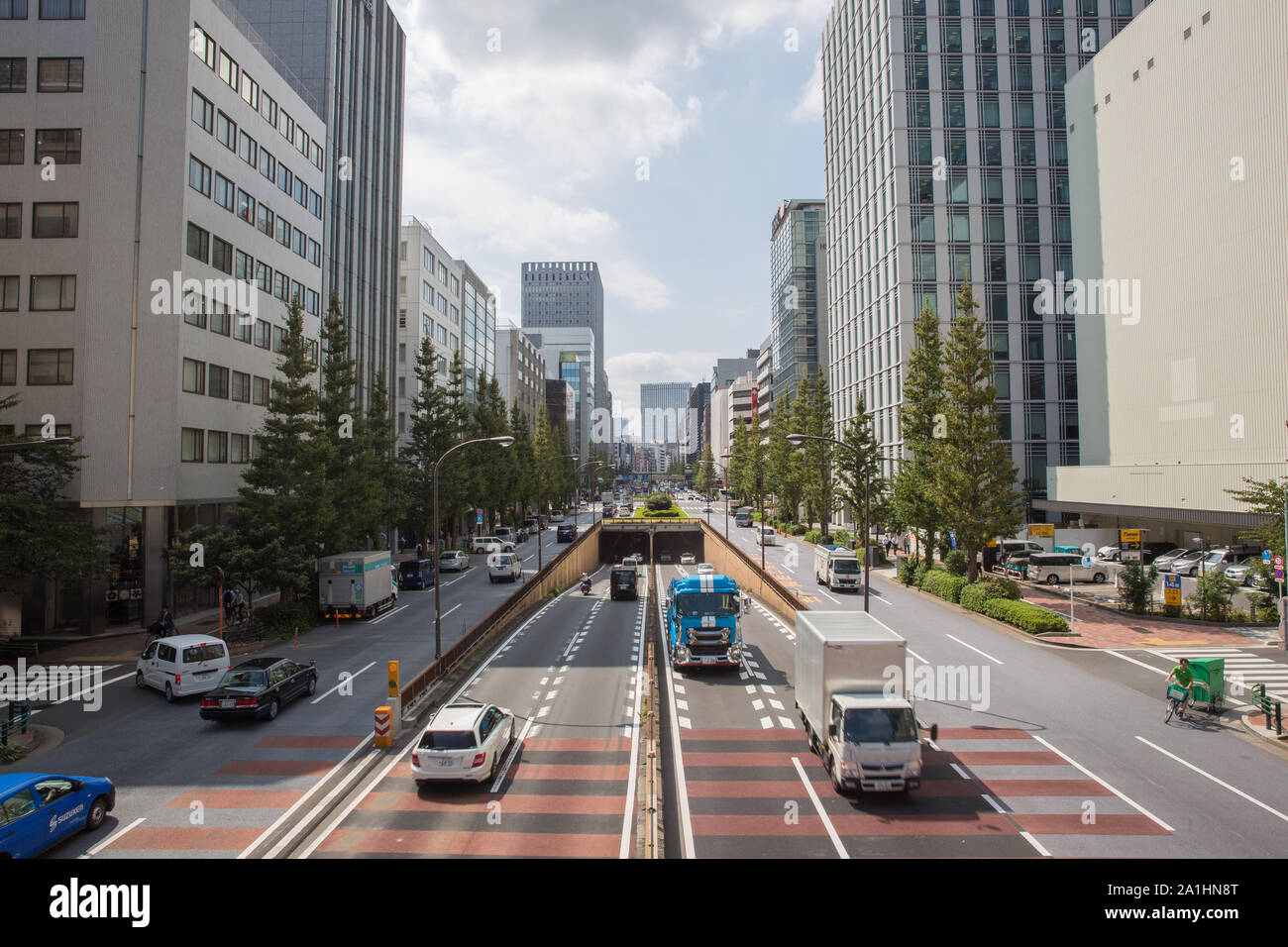 Tokyo street view in Nihombashi Stock Photo - Alamy