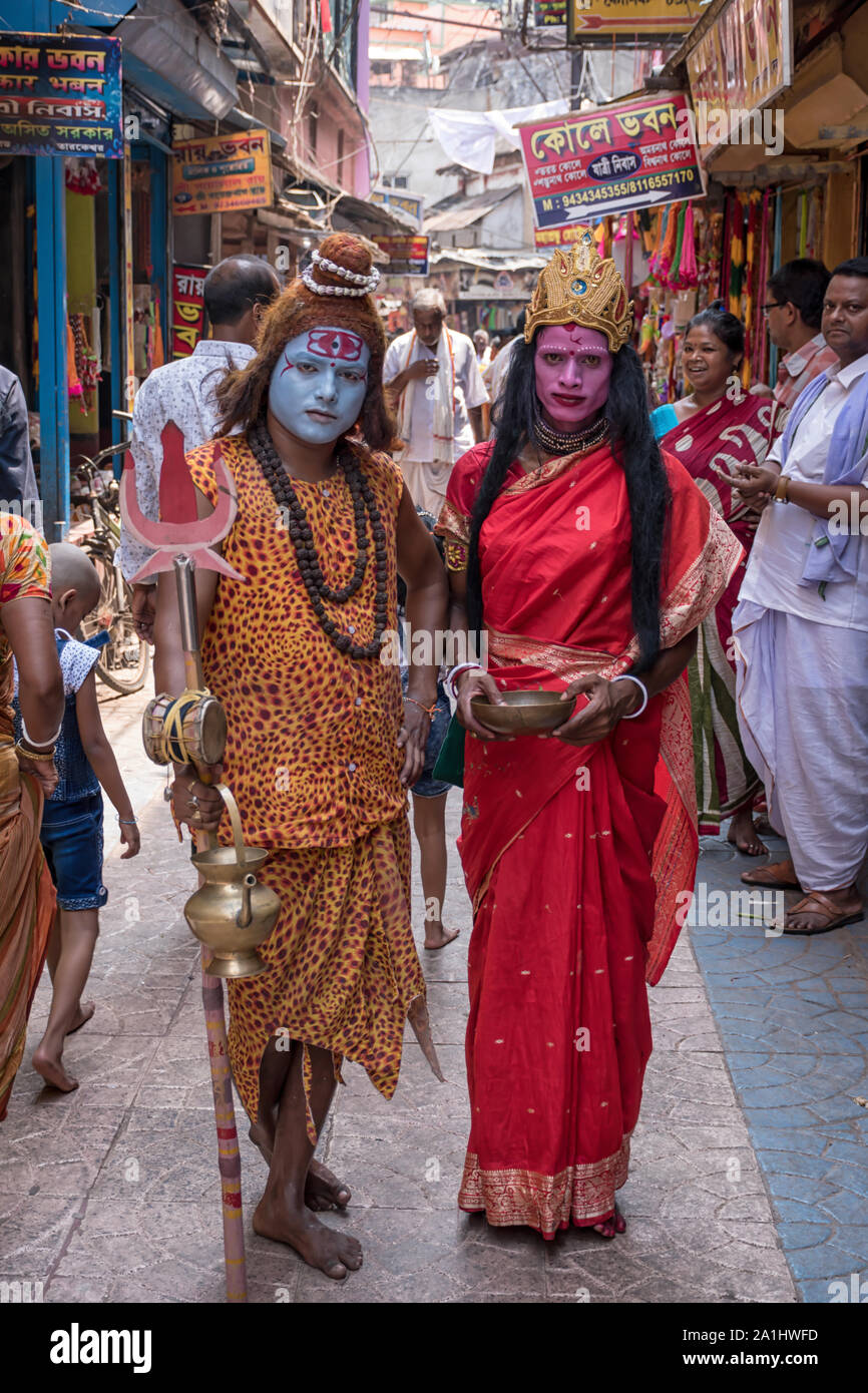 Indian man and Woman dressed as Indian Gods shiv Parvati at Baba ...