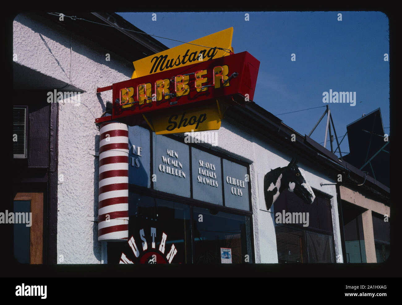 Mustang barber shop hi-res stock photography and images - Alamy