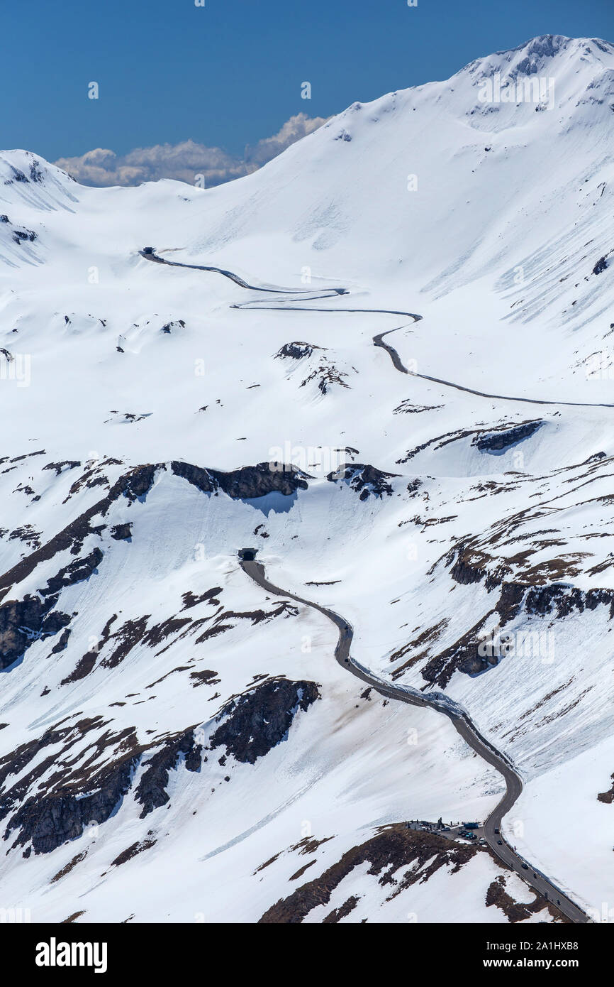 Road over mountain pass grossglockner hi-res stock photography and ...