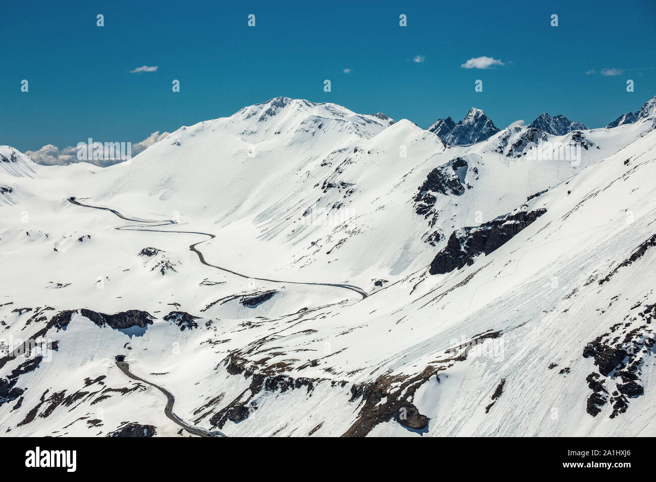 Panoramic view over Grossglockner Pass in Austria - Plateau, Alp ...