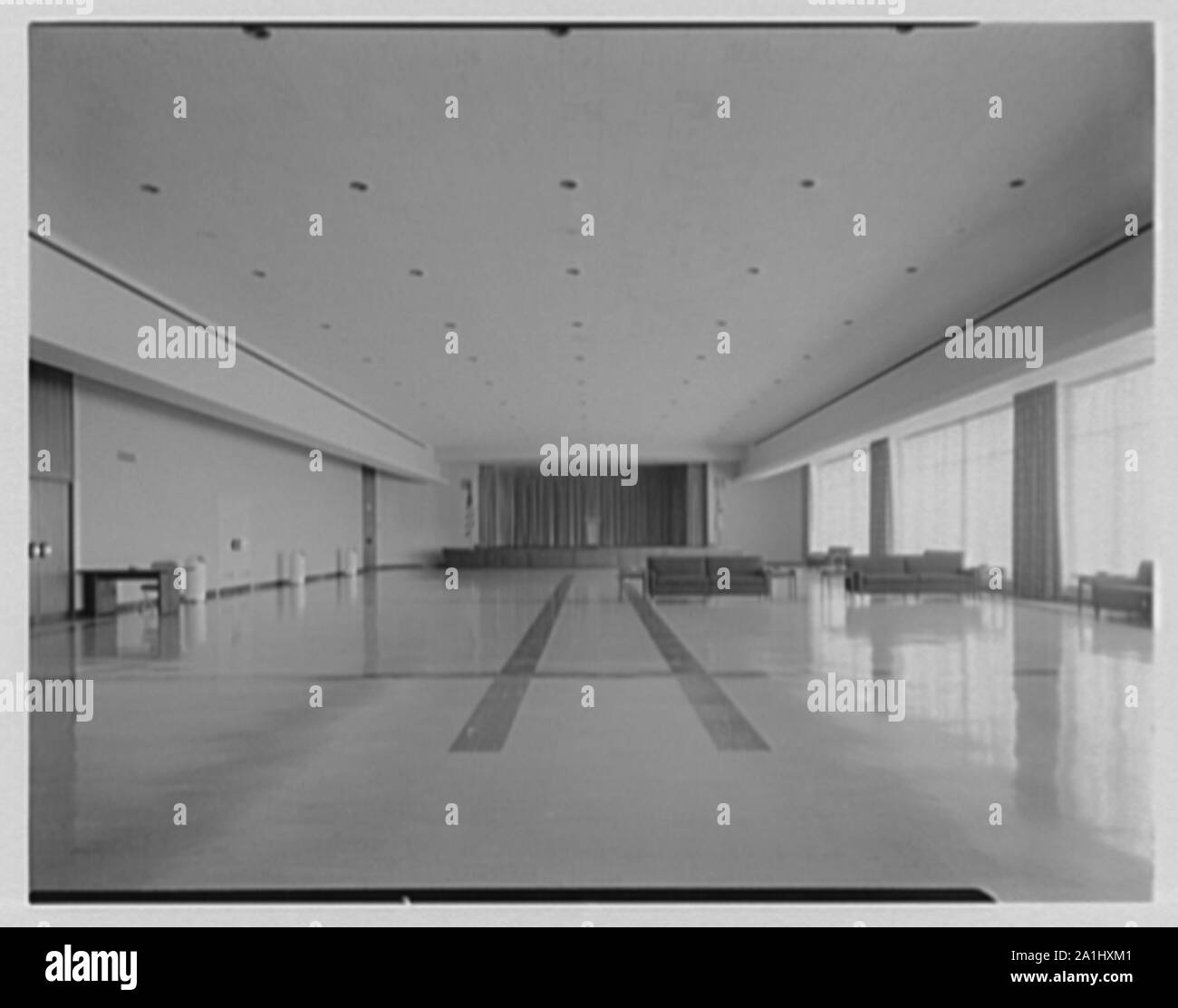 Mutual benefit hi-res stock photography and images - Alamy