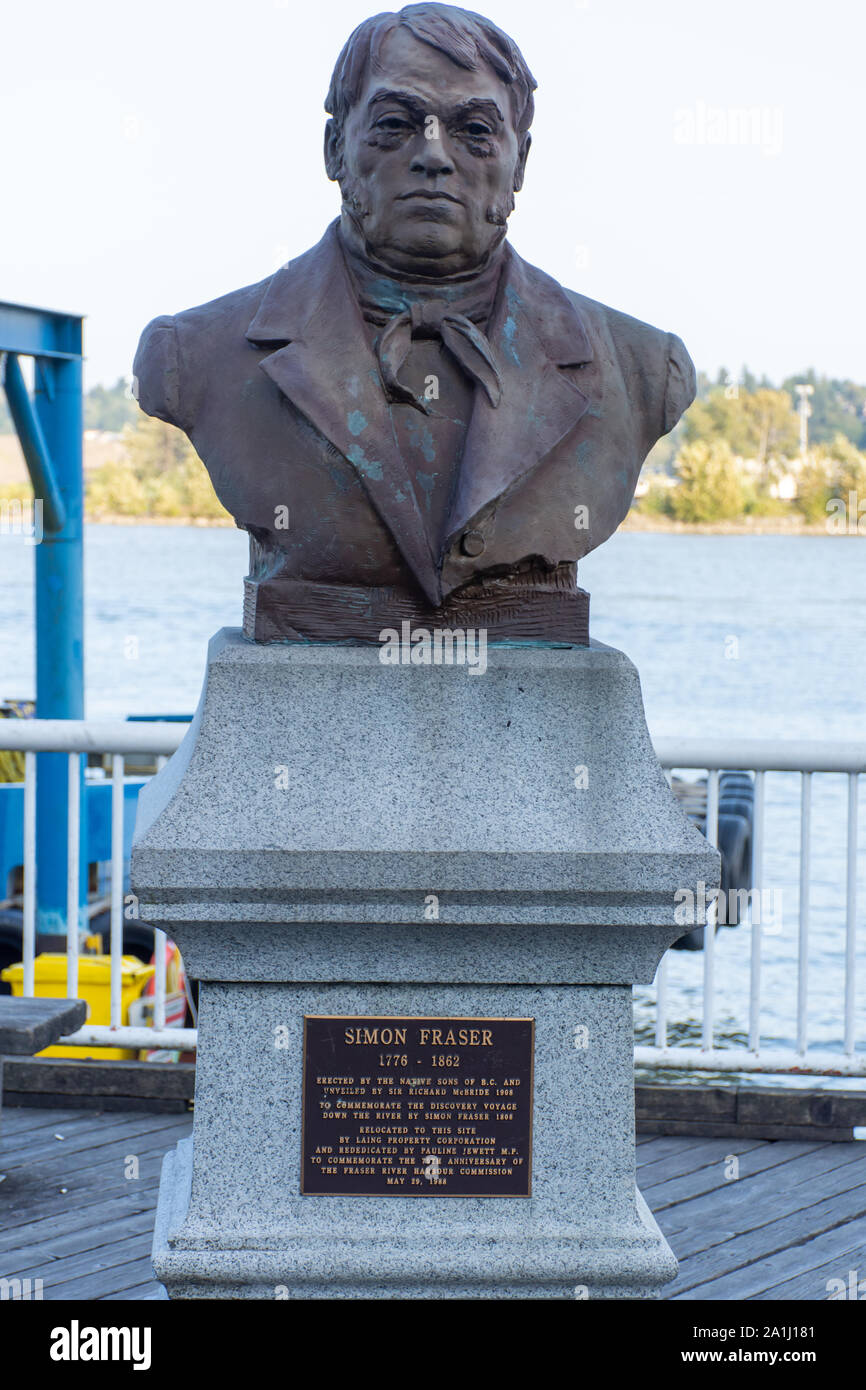 Red in the figure in the boat hi-res stock photography and images - Alamy