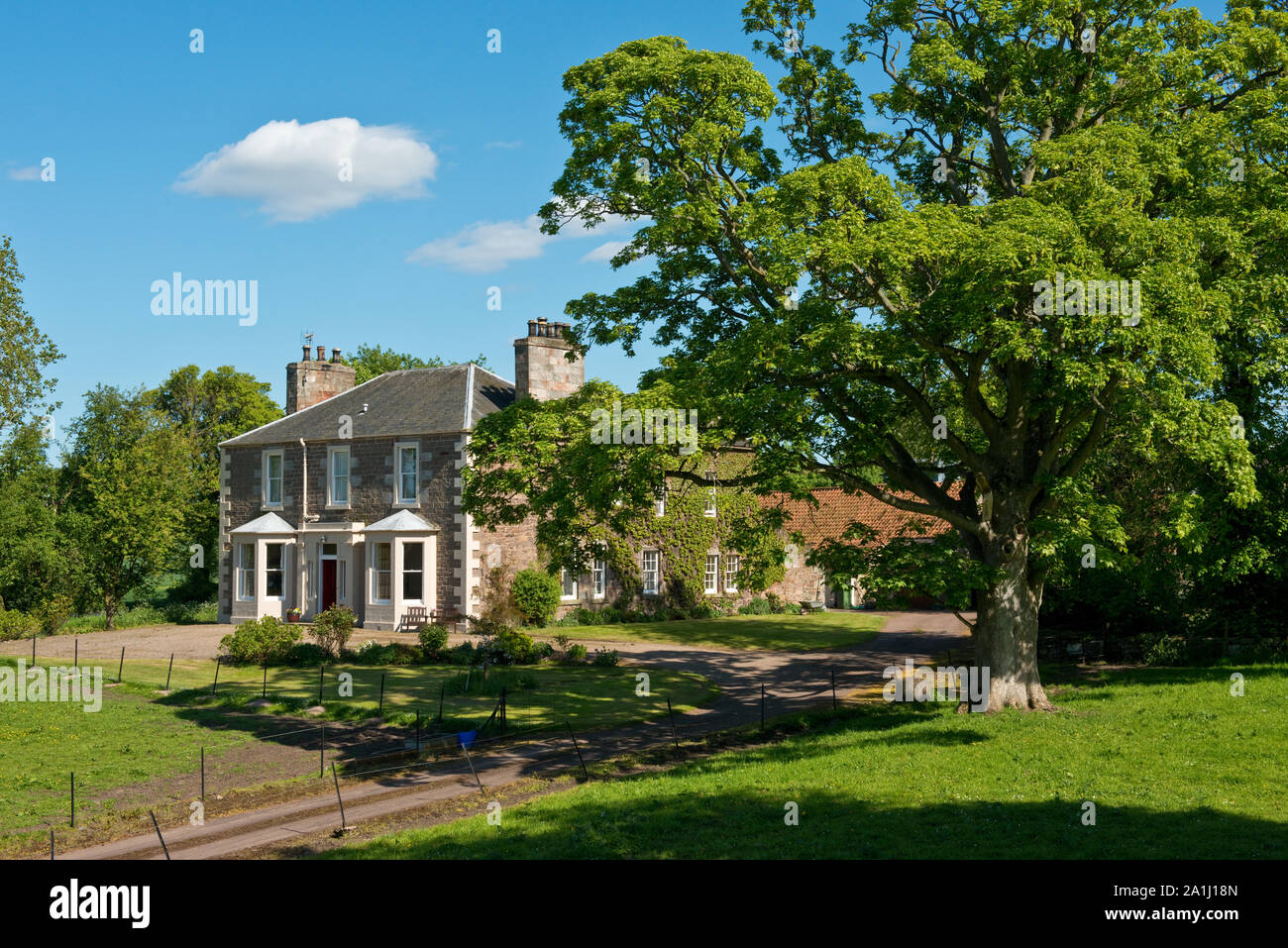 Country house. Dirleton, East Lothian Stock Photo - Alamy