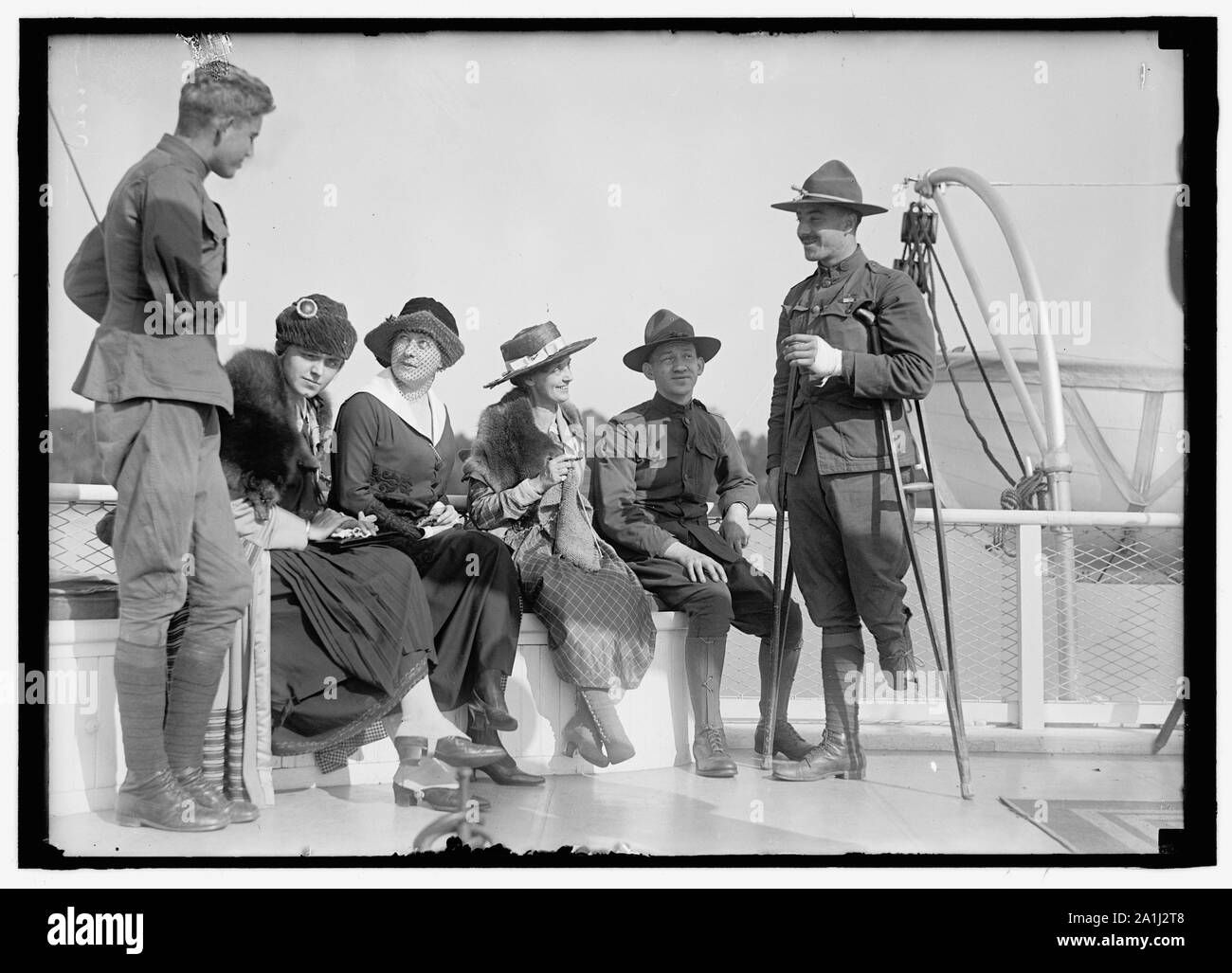 NAVY LEAGUE OF THE U.S. EXCURSION FOR WALTER REED HOSPITAL PATIENTS ...