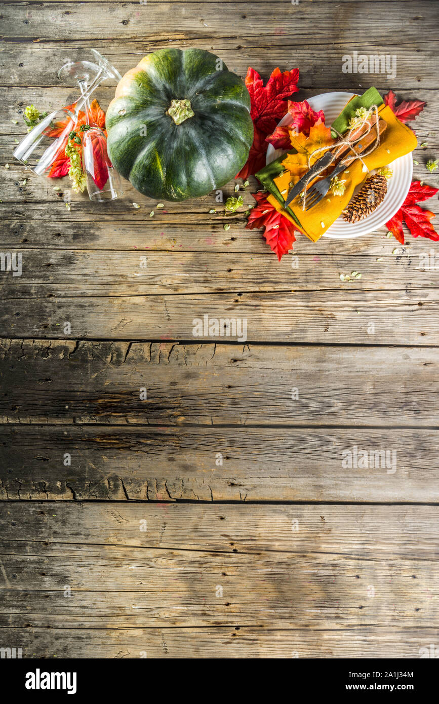 Autumn cutlery background. Fall card background for menu or invitation ...