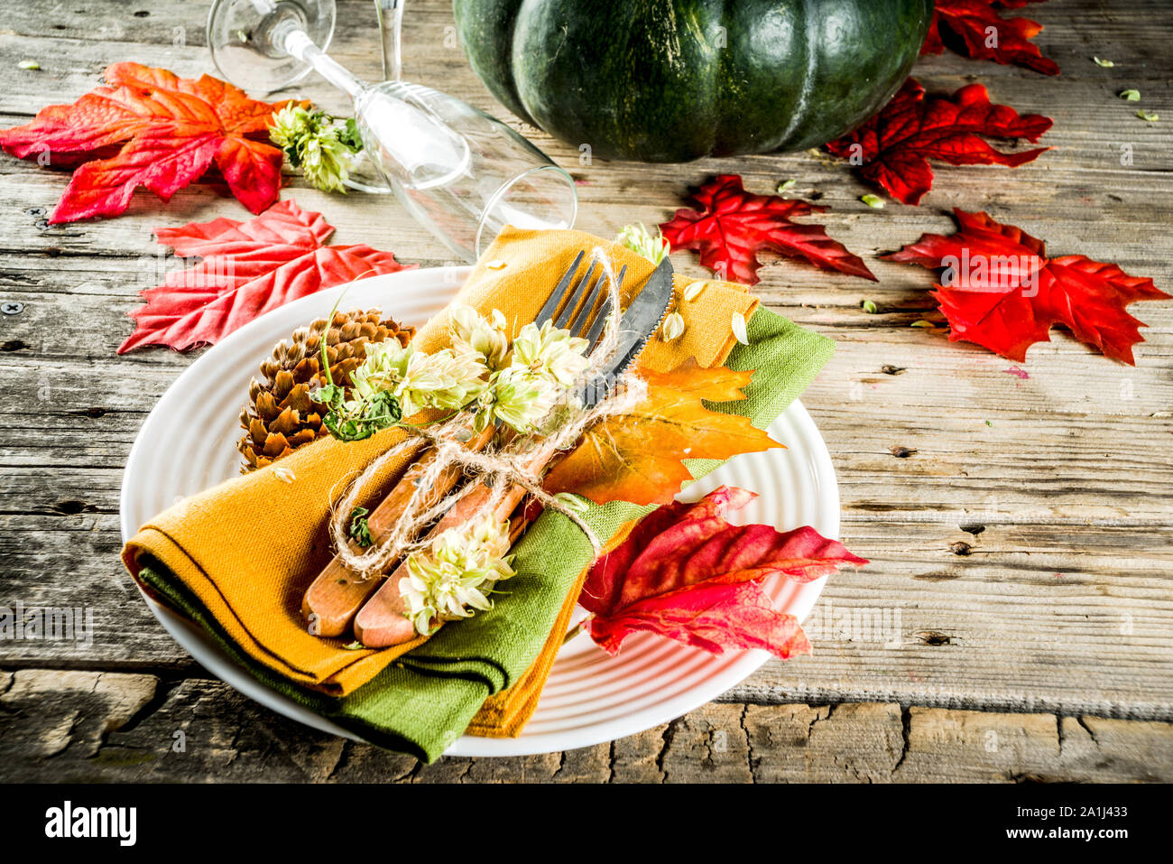 Autumn cutlery background. Fall card background for menu or invitation ...