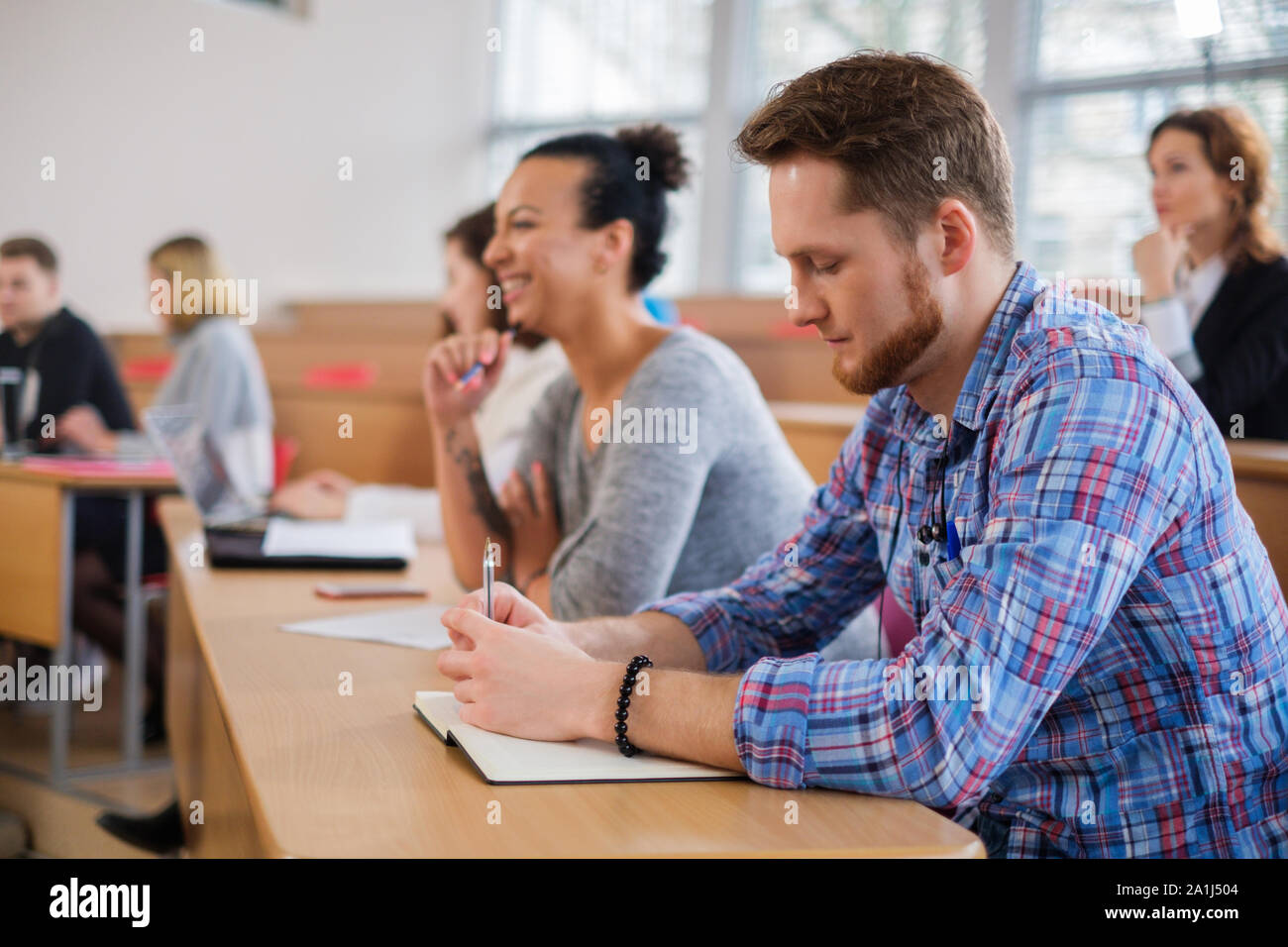 Professor students classroom computer hi-res stock photography and ...