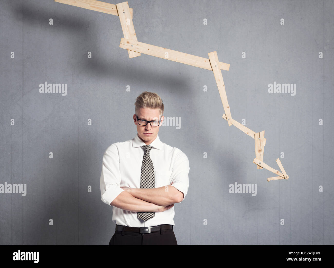 Negative trend hi-res stock photography and images - Alamy