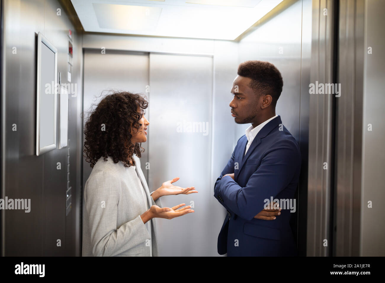 Full elevator people hi-res stock photography and images - Alamy