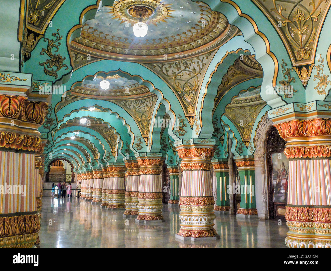 Mysore Palace Interior Stock Photos & Mysore Palace Interior Stock ...
