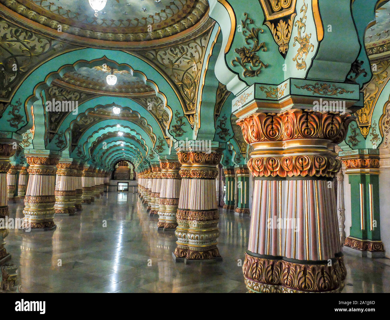 Mysore Palace Interior Stock Photos & Mysore Palace Interior Stock ...