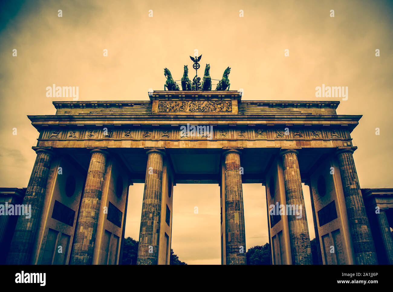 Side View Detail Memorial People High Resolution Stock Photography and ...
