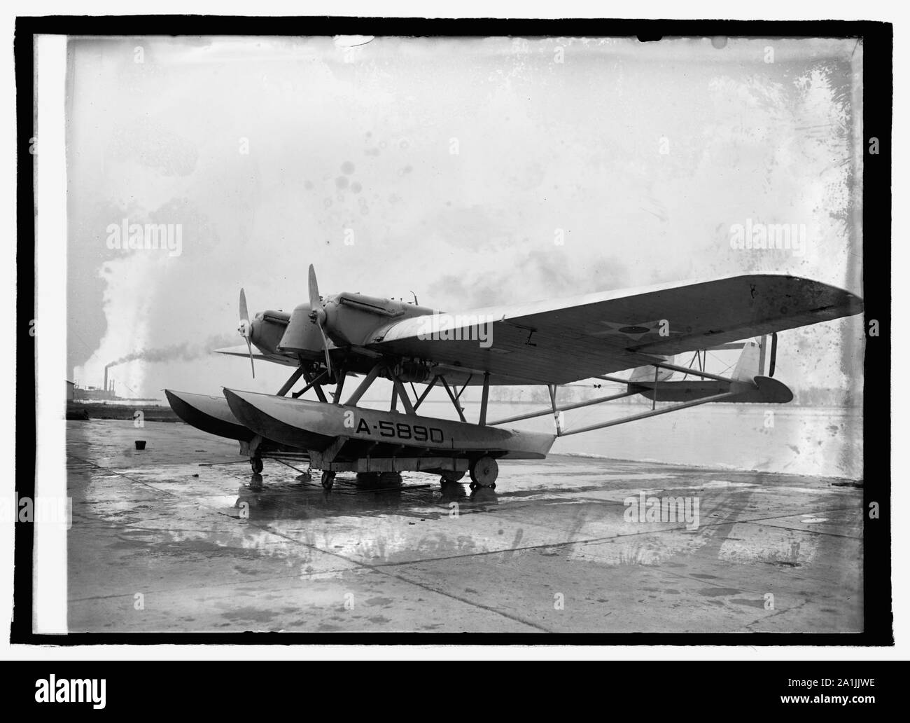 18 plane Black and White Stock Photos & Images - Alamy