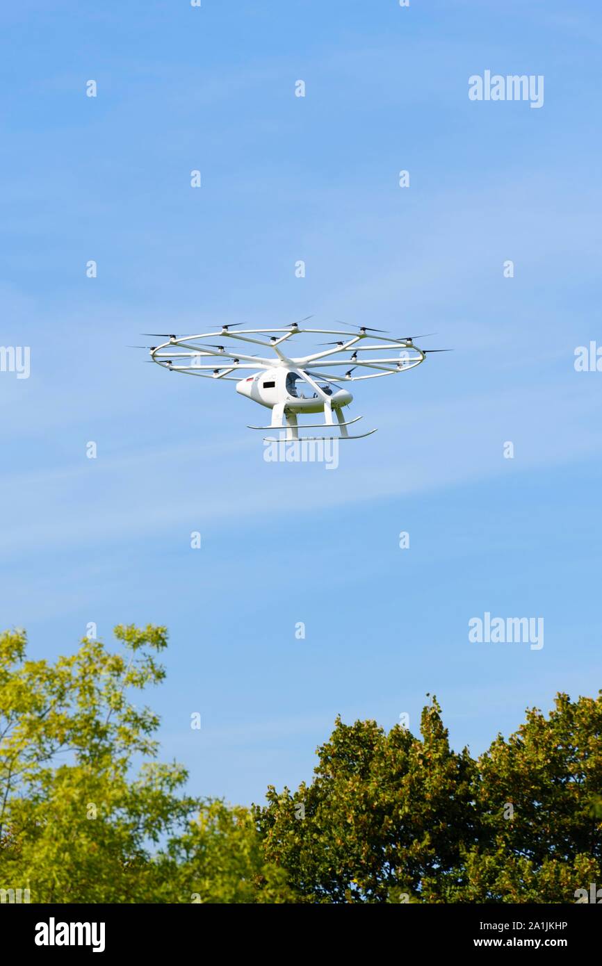 Volocopter hi-res stock photography and images - Alamy