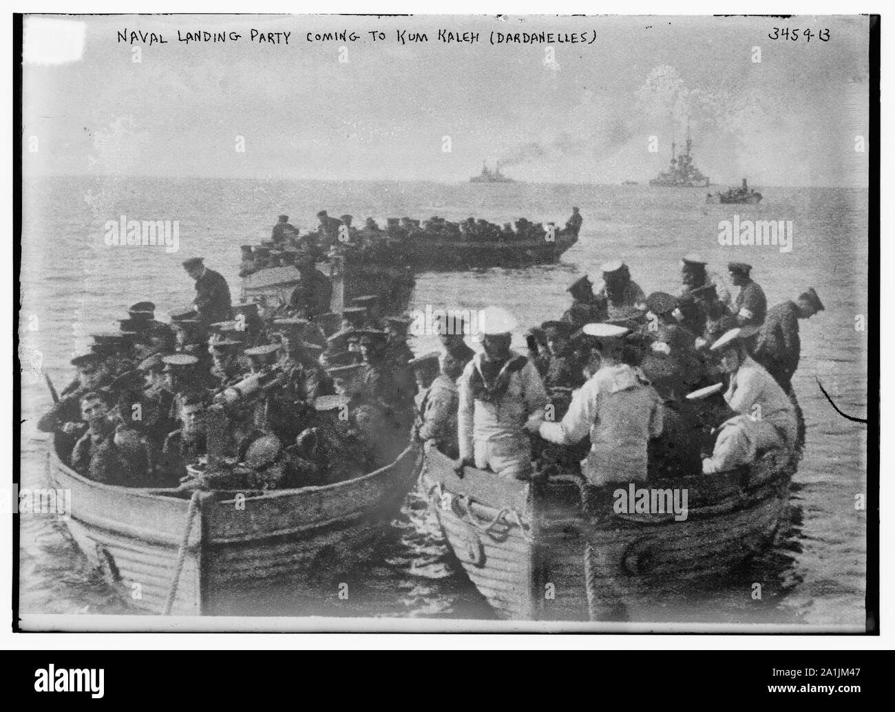 Naval landing party coming to Kum Kaleh (Dardanelles Stock Photo - Alamy
