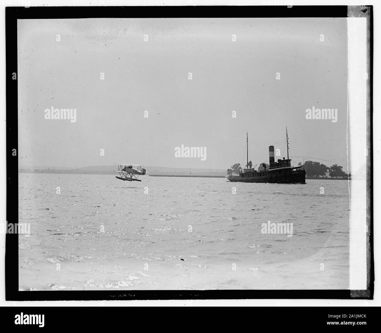 Photo reconnaissance plane Black and White Stock Photos & Images - Alamy