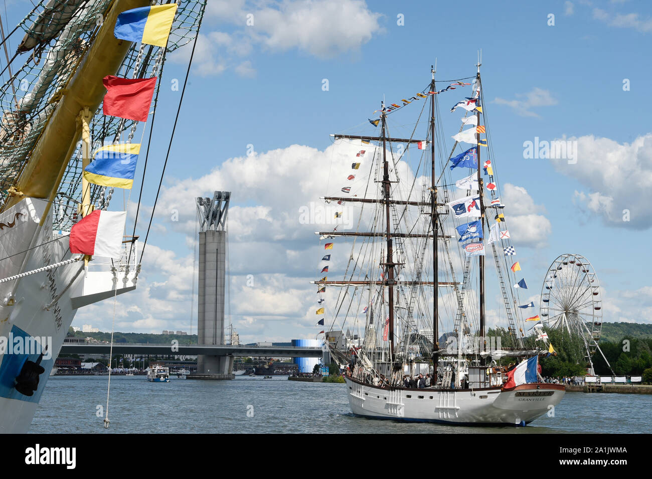 Barkentine hi-res stock photography and images - Alamy