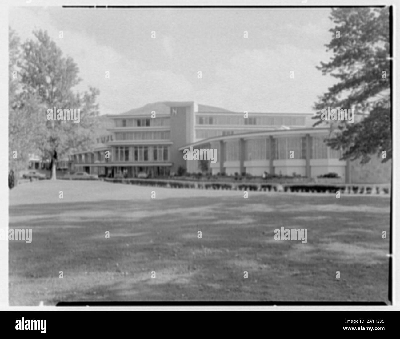 Nevele Black and White Stock Photos & Images - Alamy