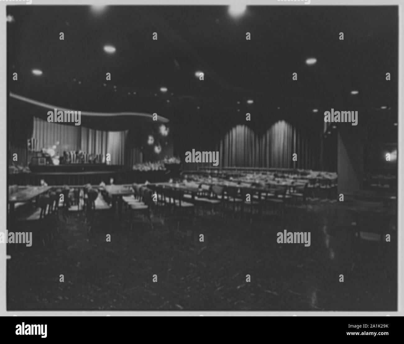 Nevele Hotel, Ellenville, New York Stock Photo - Alamy