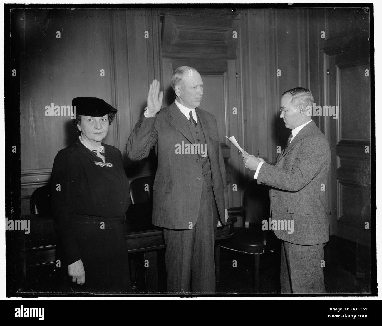 Charles v mclaughlin hi-res stock photography and images - Alamy