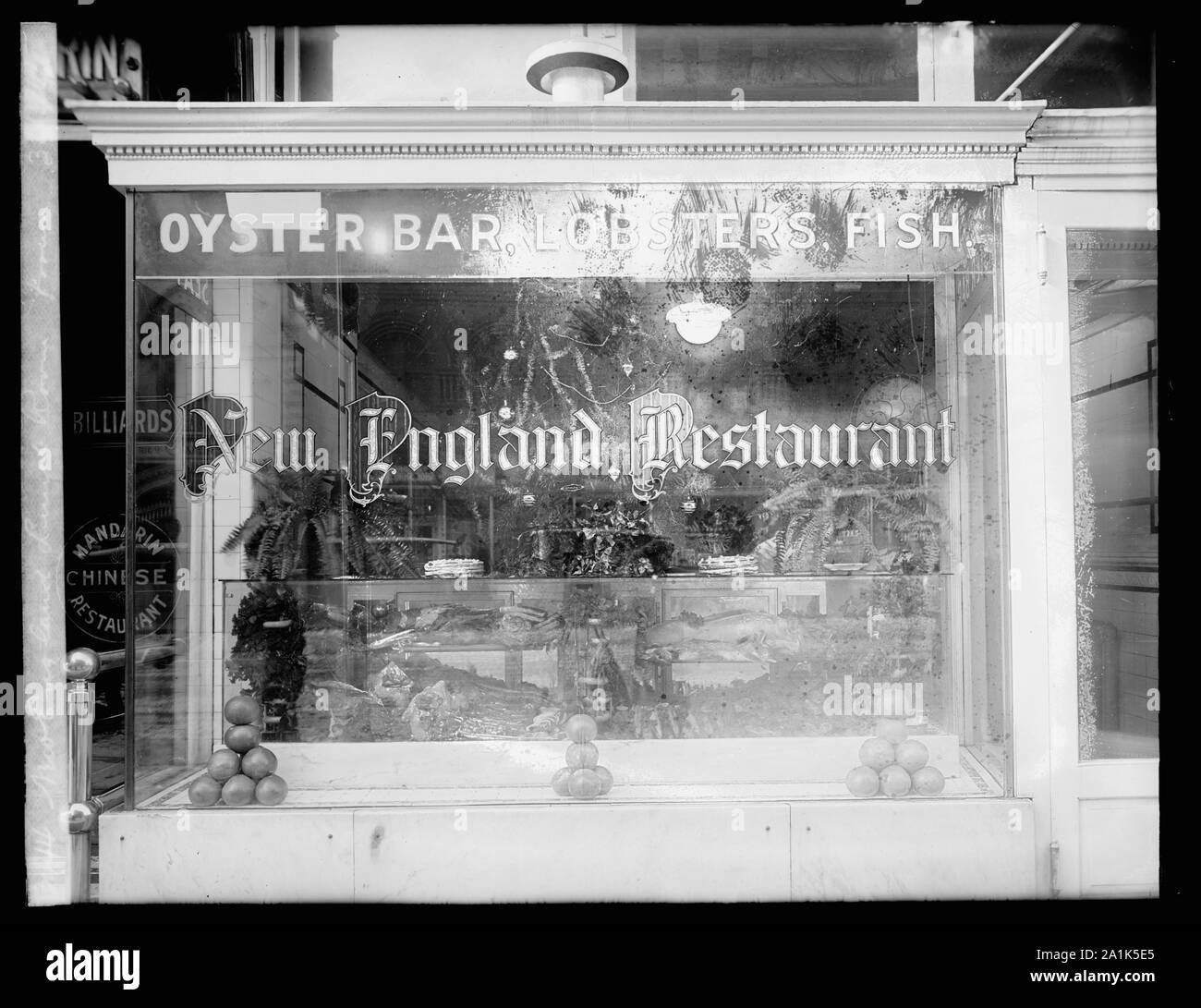 New England lunch room front Stock Photo - Alamy