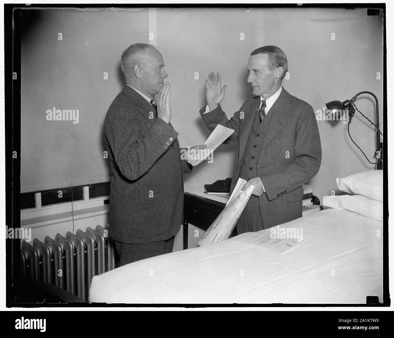 New Quartermaster of devil dogs takes oath. Washington, D.C., Dec. 1 ...
