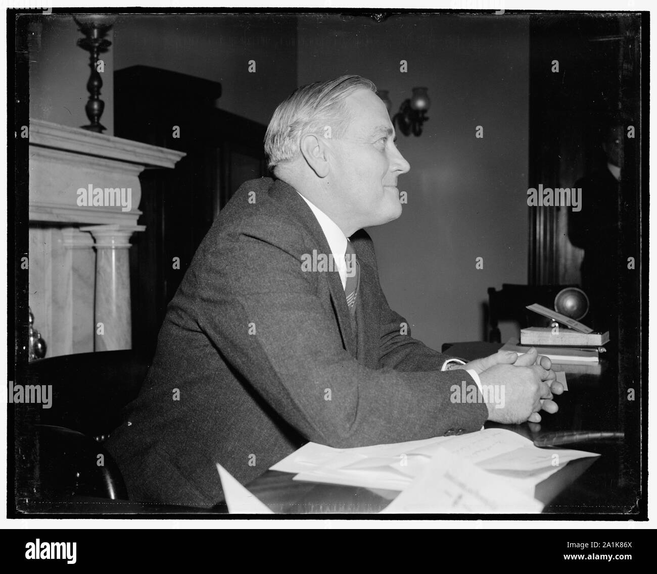 United states senator from wisconsin hi-res stock photography and ...