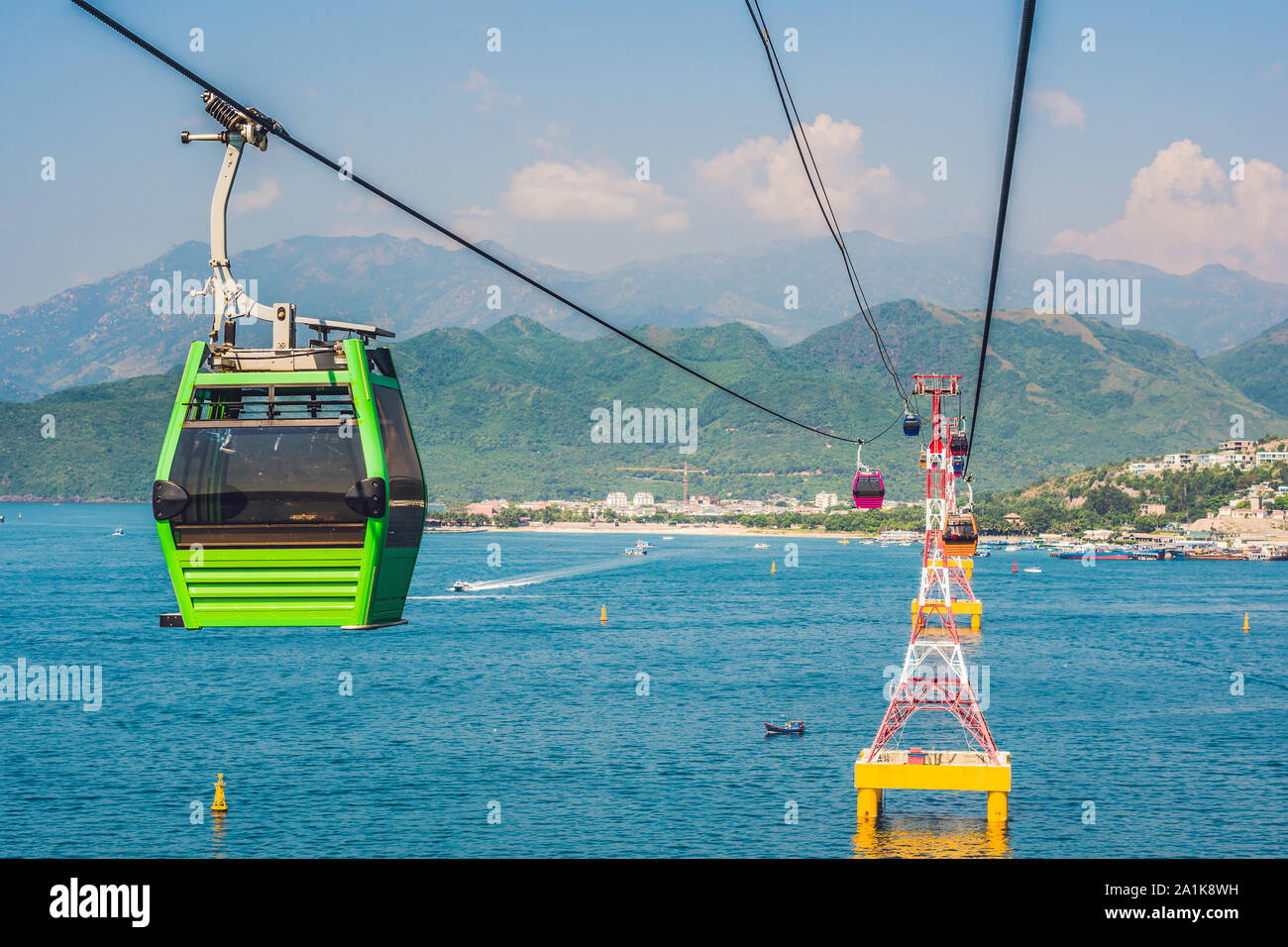 One of the world's longest cable car over sea leading to Vinpearl ...