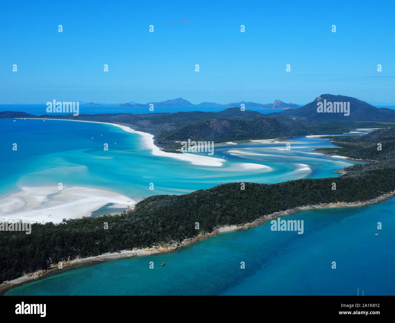 Whitsunday islands aerial hi-res stock photography and images - Alamy