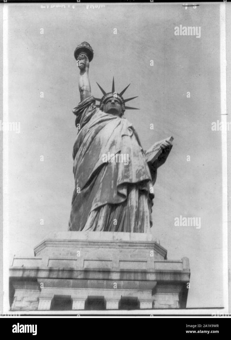 New York City. Bedloe's Island. Statue of Lib.: front view from base ...