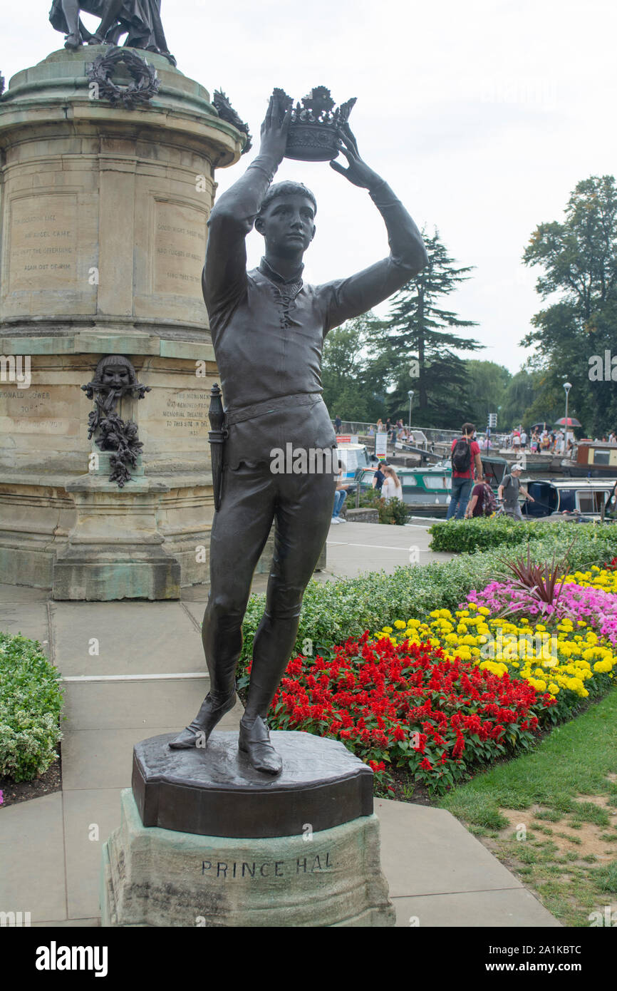 Statue of William Shakespears Prince Hal in the Bancraft Gardens ...