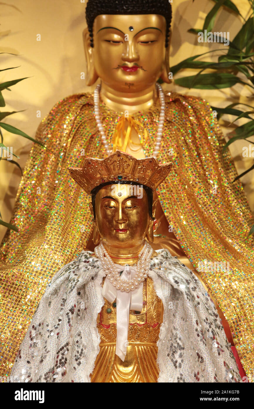 Buddhist temple chinatown new york hi-res stock photography and images ...