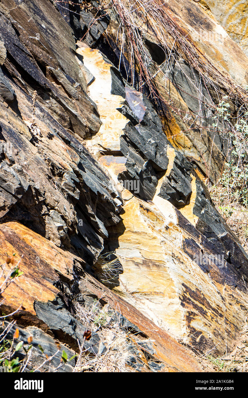 Phyllite metamorphic rock hi-res stock photography and images - Alamy